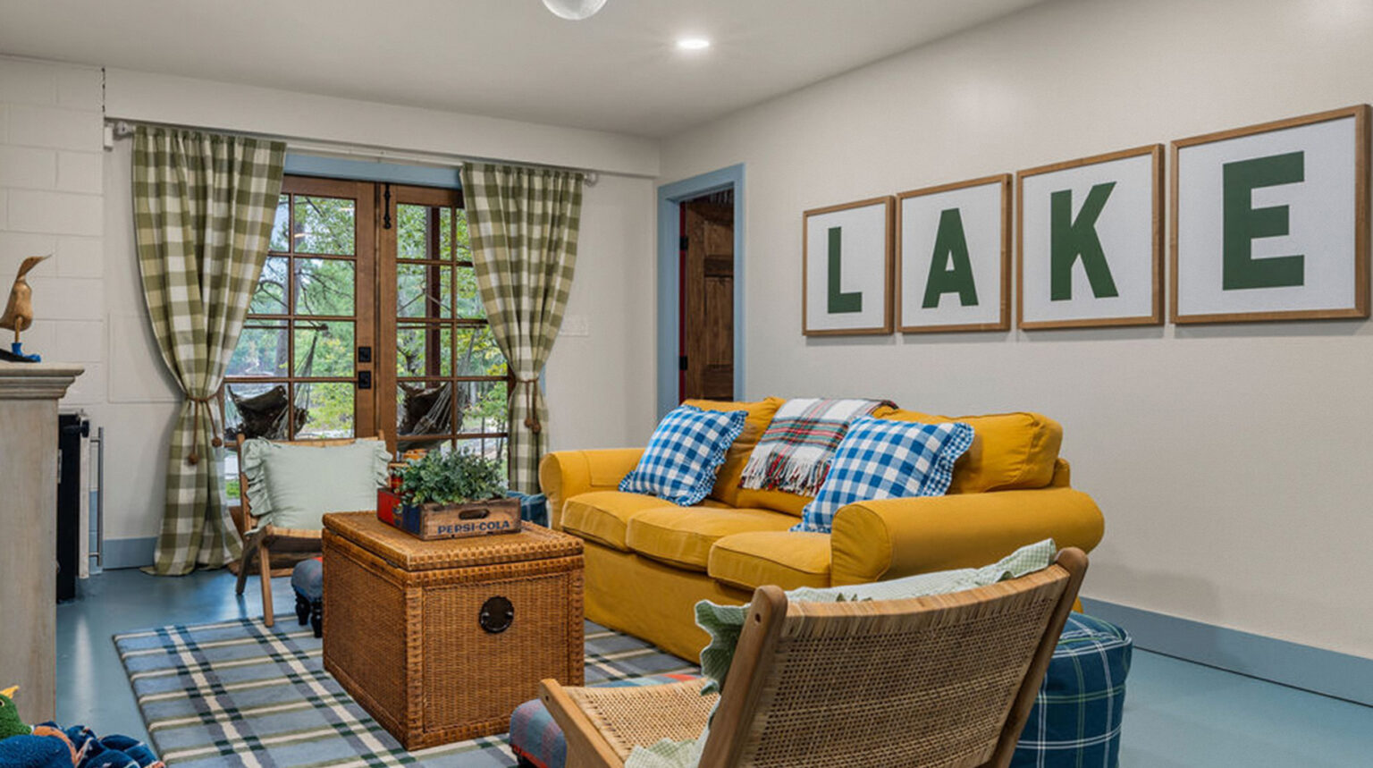 A Colorful Interior Paint Guide: Your Guide to a Colorful Interior